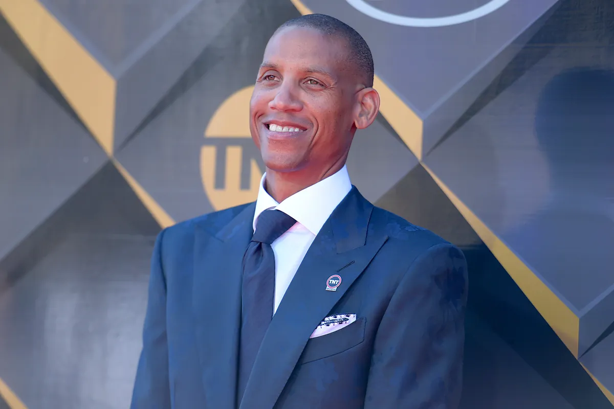 Ben Stiller trolls Reggie Miller during Knicks vs Pacers Game 3 in ...