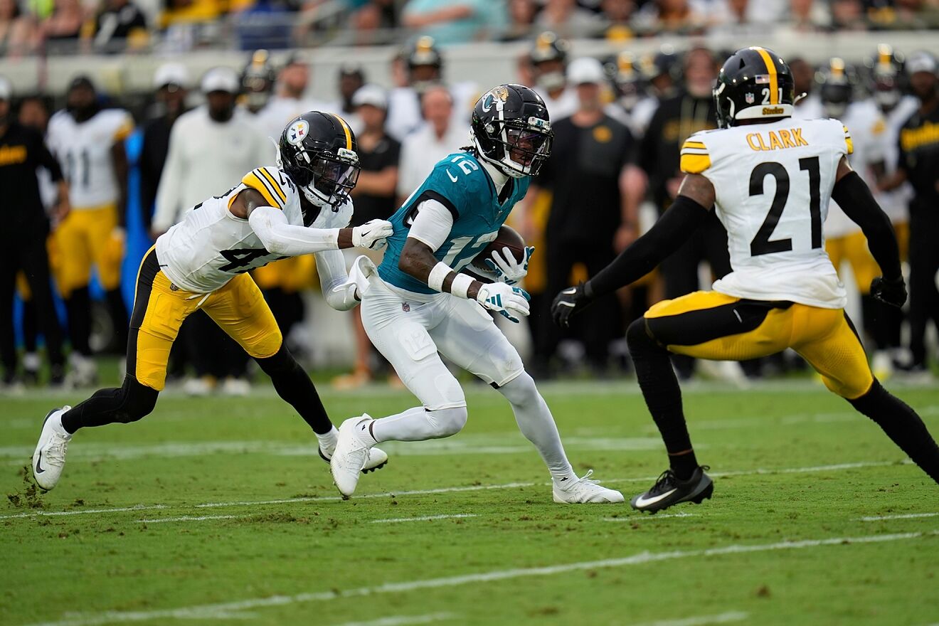 Travis Hunter's NFL preseason debut receives mixed reviews: Where did the Jaguars rookie ...