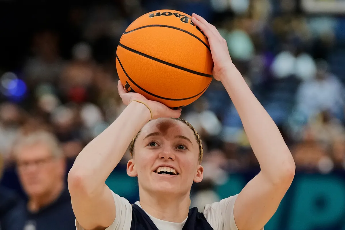 Paige Bueckers' hometown will pay her an incredible and unbelievable ...