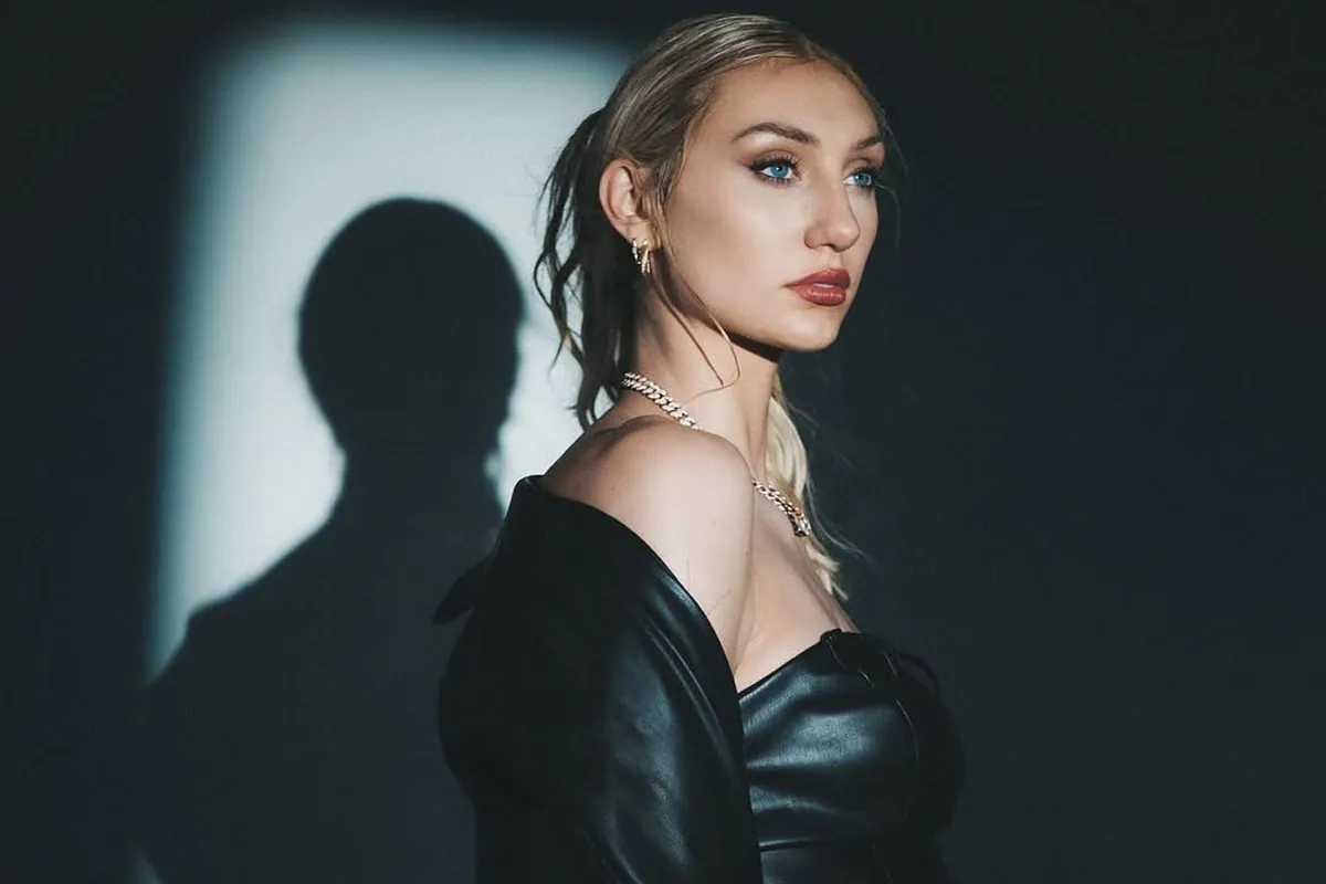 Cameron Brink stuns in sexy elegant outfit that turns heads like a ...