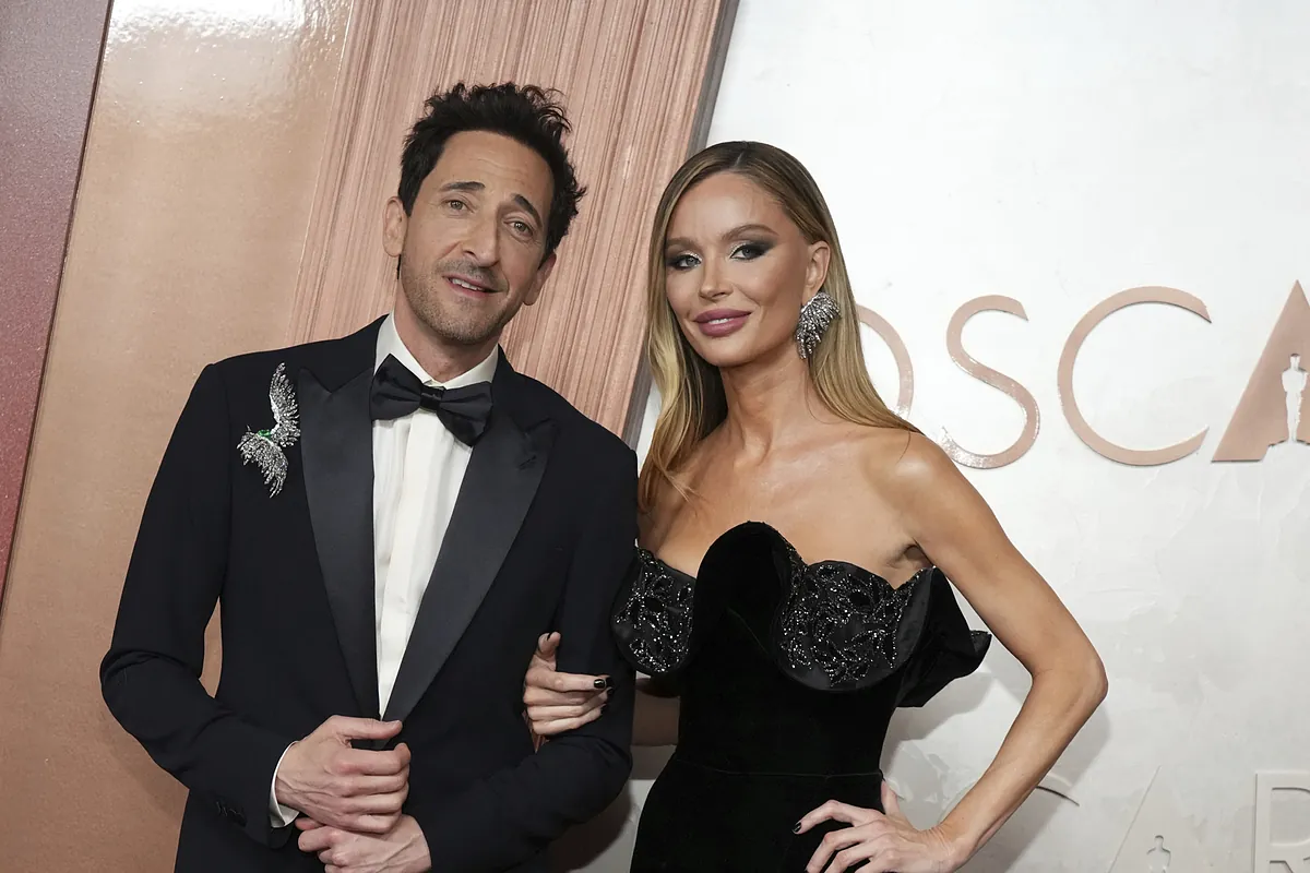 Adrien Brody's girlfriend reacts to Halle Berry's Oscars kiss: 'How can ...