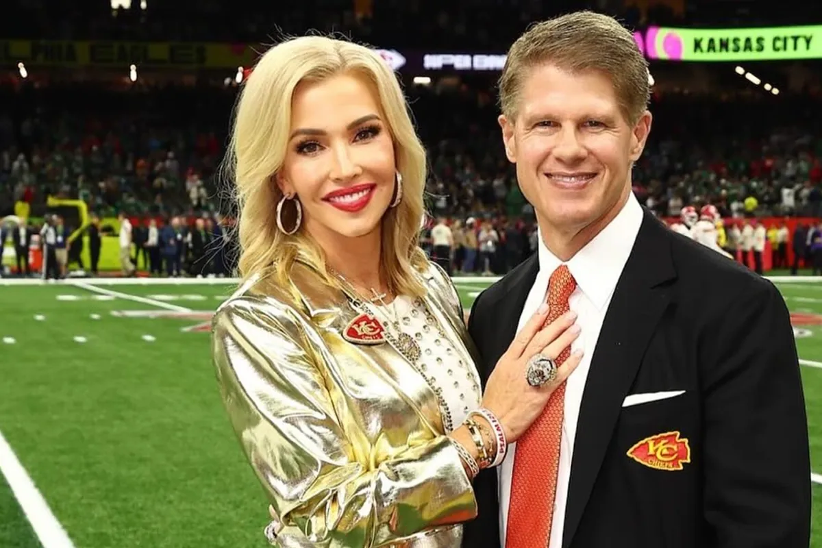 Xnxxxx vip sought out Karen but was told Carmen had left