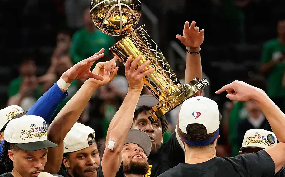 NBA Trophy: how much does it cost, weigh, and what is made of the Larry ...