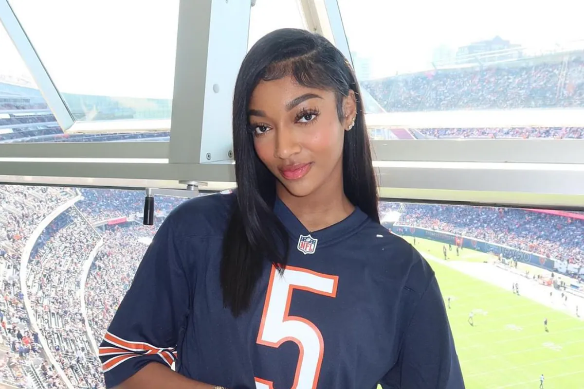 Angel Reese screams when it comes to bragging about her brother Julian ...