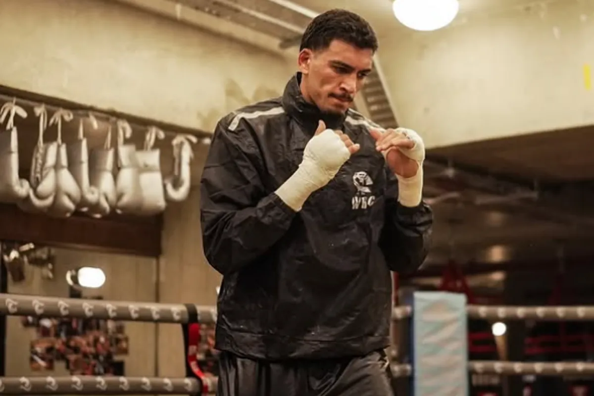 Hamzah Sheeraz Net Worth: How did his boxing career get his family out ...