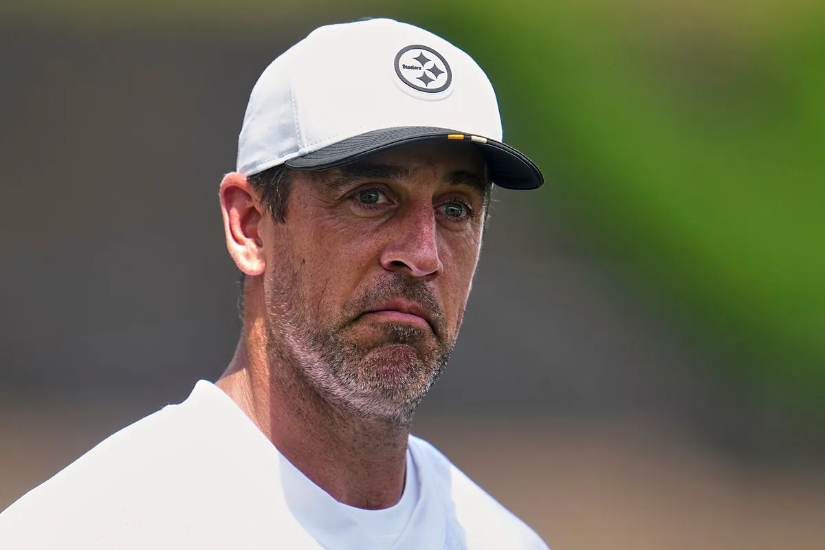 Aaron Rodgers eyes redemption against the Jets as fans cheer on his ...