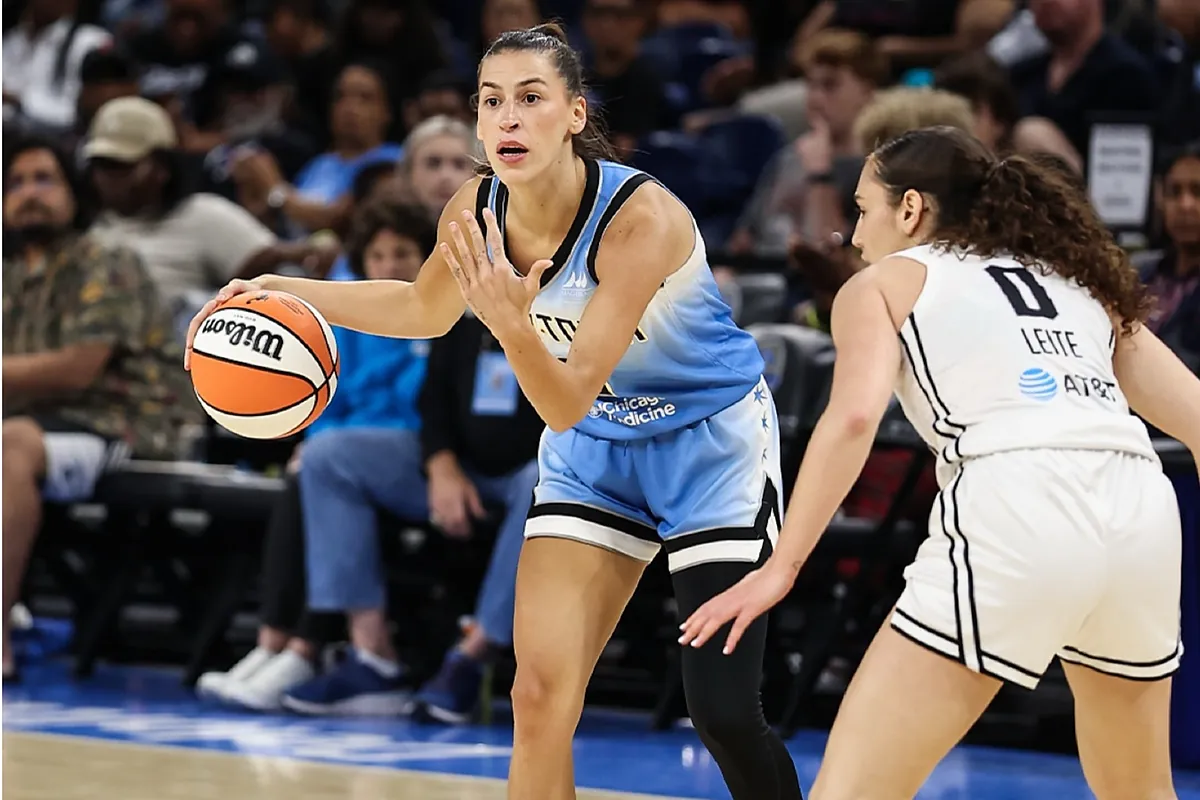 WNBA fan arrested after throwing adult toy on court-League slams down ...