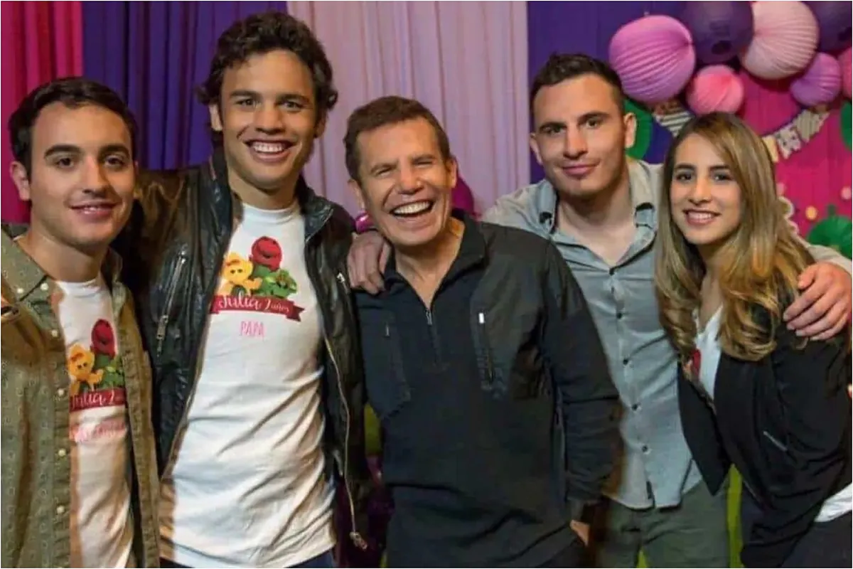 Julio Cesar Chavez's children: These are the brothers of JCC Jr who ...