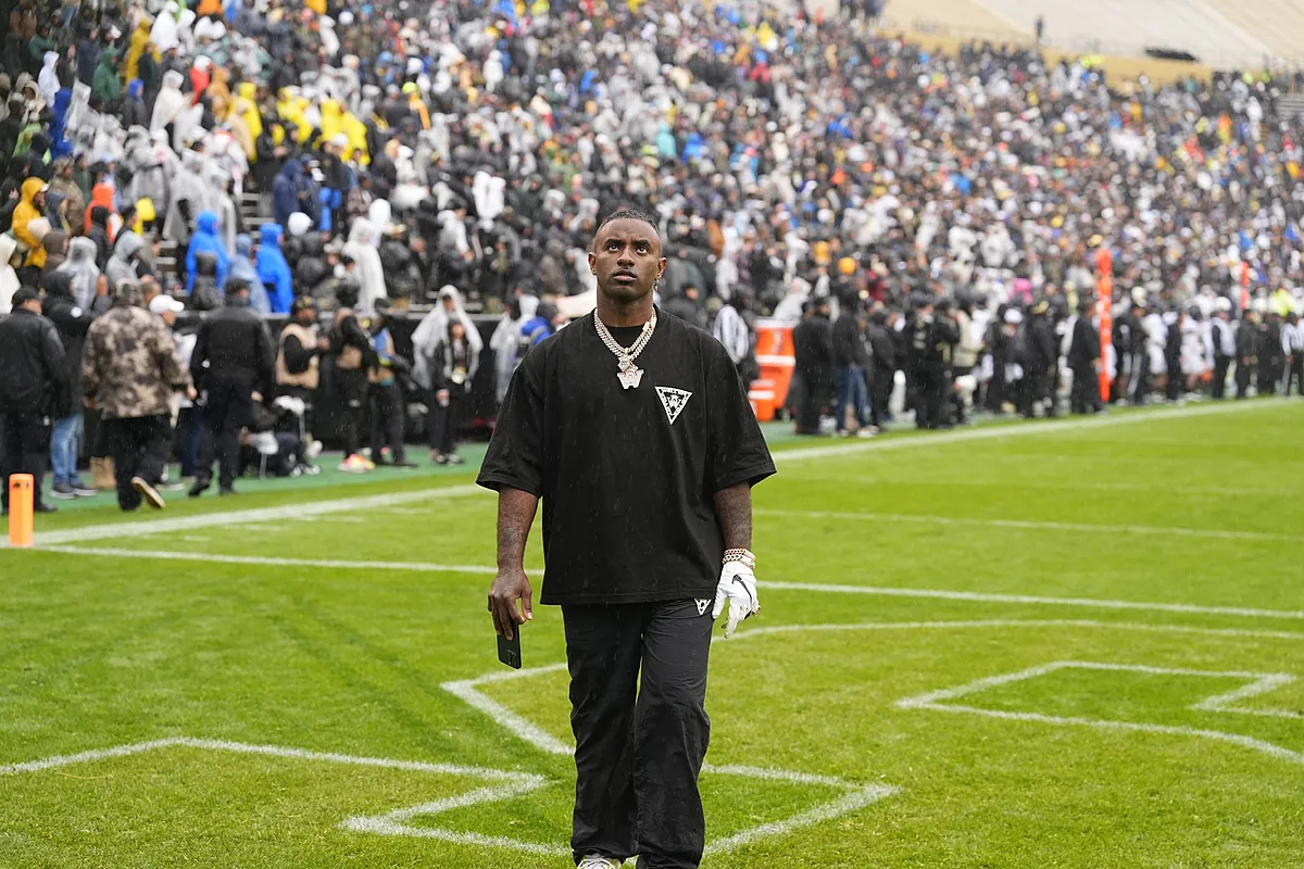 Deion Sanders Jr. records Shedeur Sanders in bizarre situation after ...