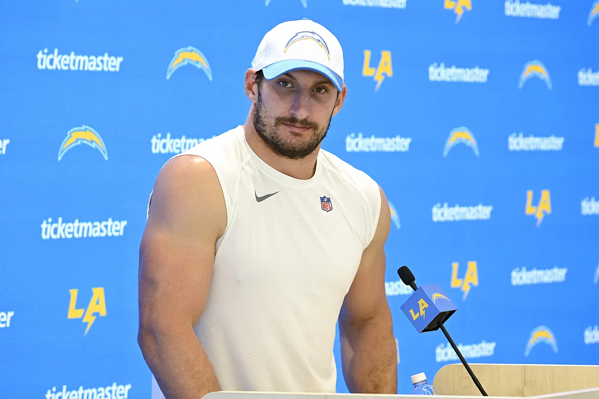 Joey Bosa earns the respect of the Bills Mafia with two gestures, and ...