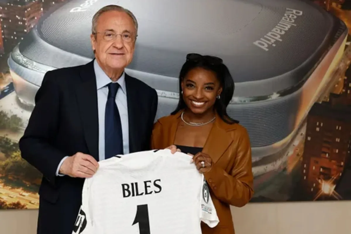 Simone Biles attended the Real Madrid match alongside Djokovic and ...