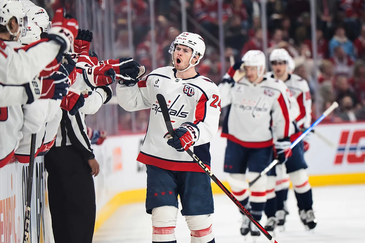 Chaos erupts as Canadiens brawl with Capitals during fiery Game 3 ...