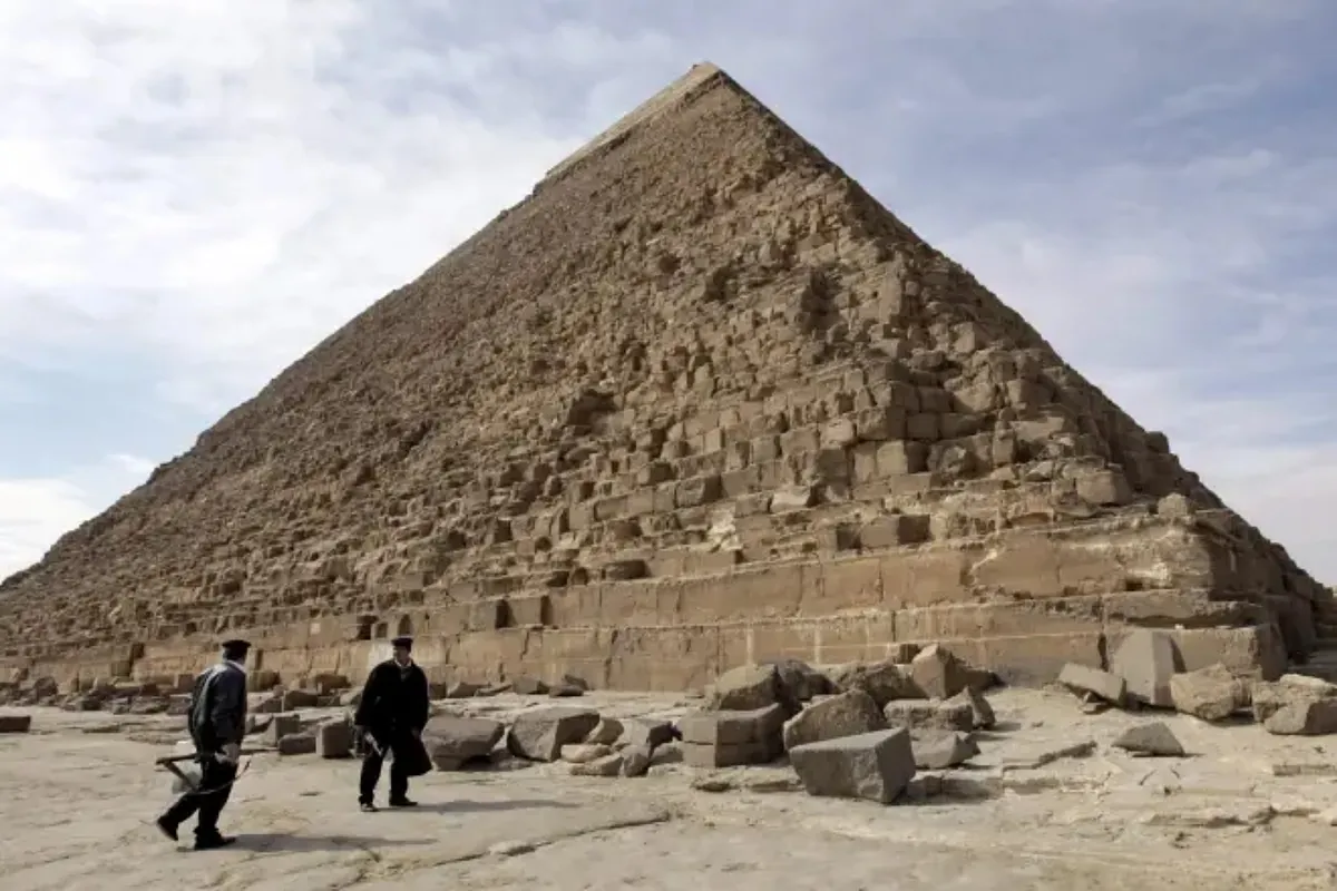 Goodbye to everything we knew about the pyramids: archaeologists claim ...
