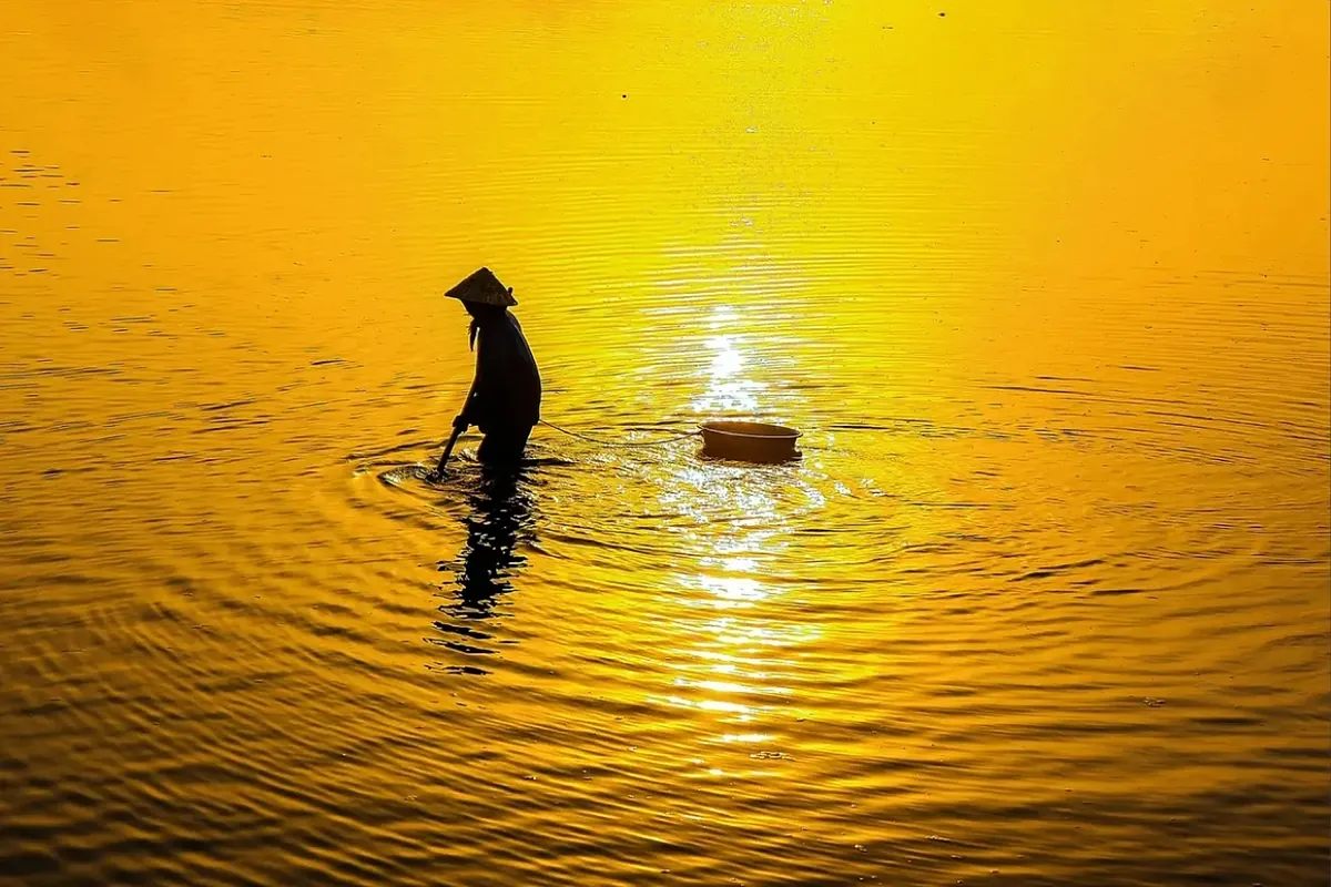 What can happen if I drink river water and how can it affect my body ...