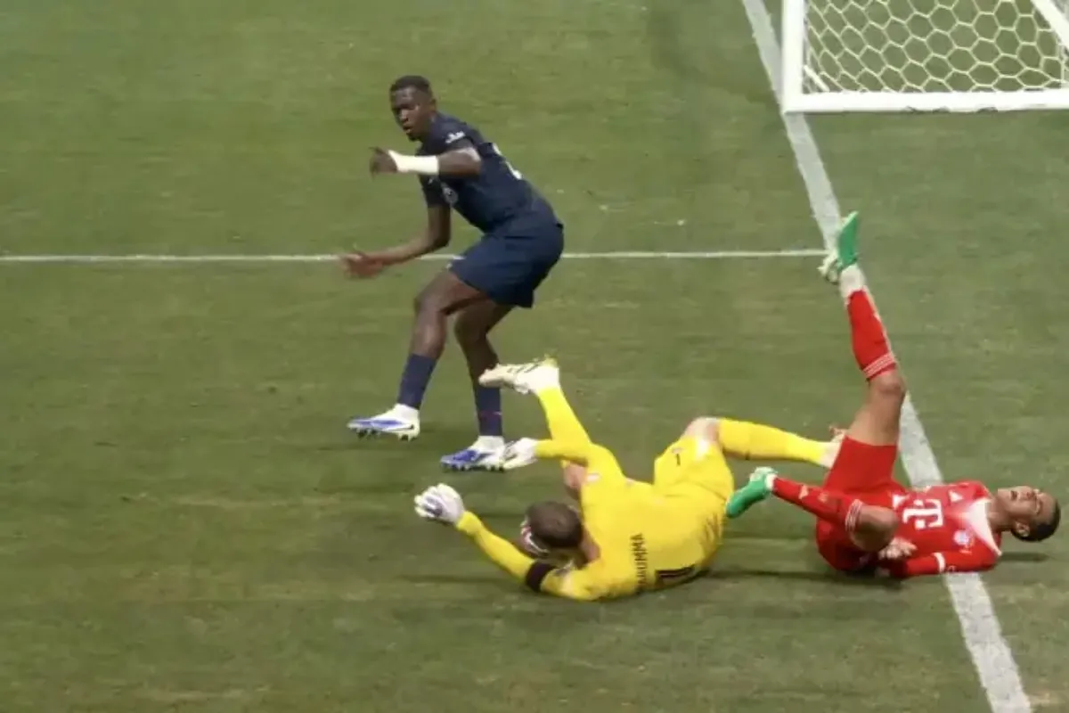 Jamal Musiala suffers chilling injury after collision with Donnarumma ...