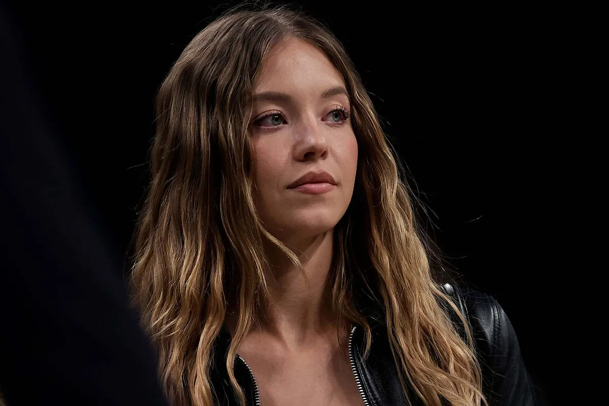 Sydney Sweeney has a meltdown in resurfaced video that goes rival | Marca