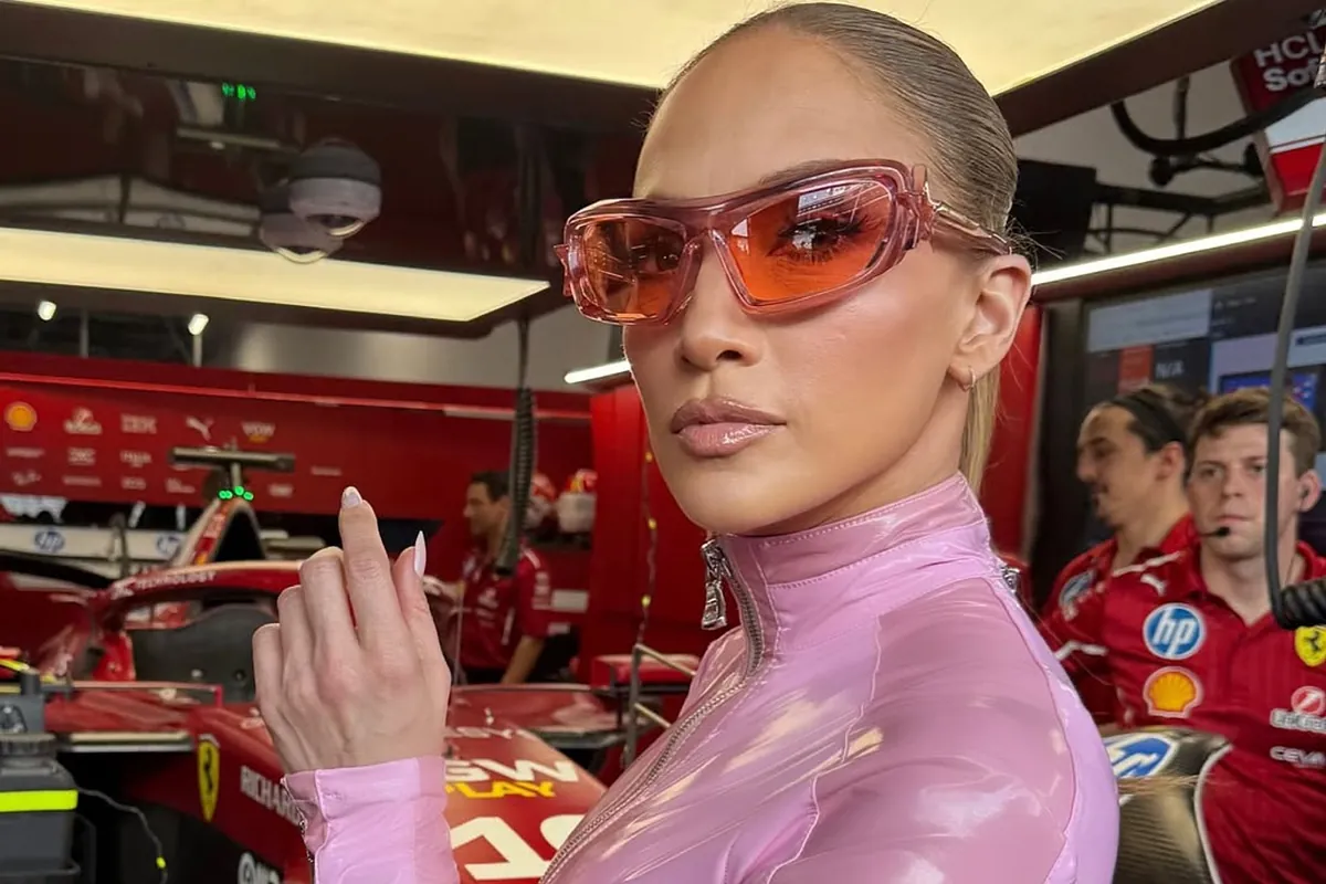 Jennifer Lopez turns heads with bold outfit in unforgettable Ferrari ...