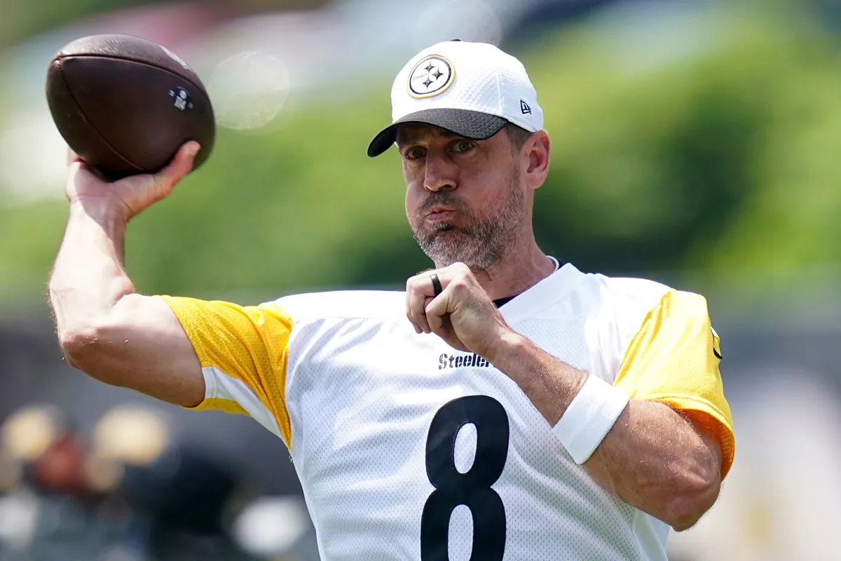 The wide receiver who would fit perfectly with Aaron Rodgers' style and ...
