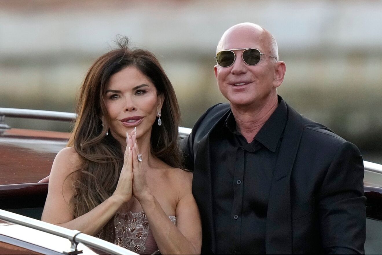 Billionaire Jeff Bezos and Lauren Sanchez want $190K in legal fees from ...